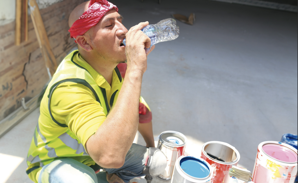 Calor extremo en Houston: nuevas reglas laborales 2025